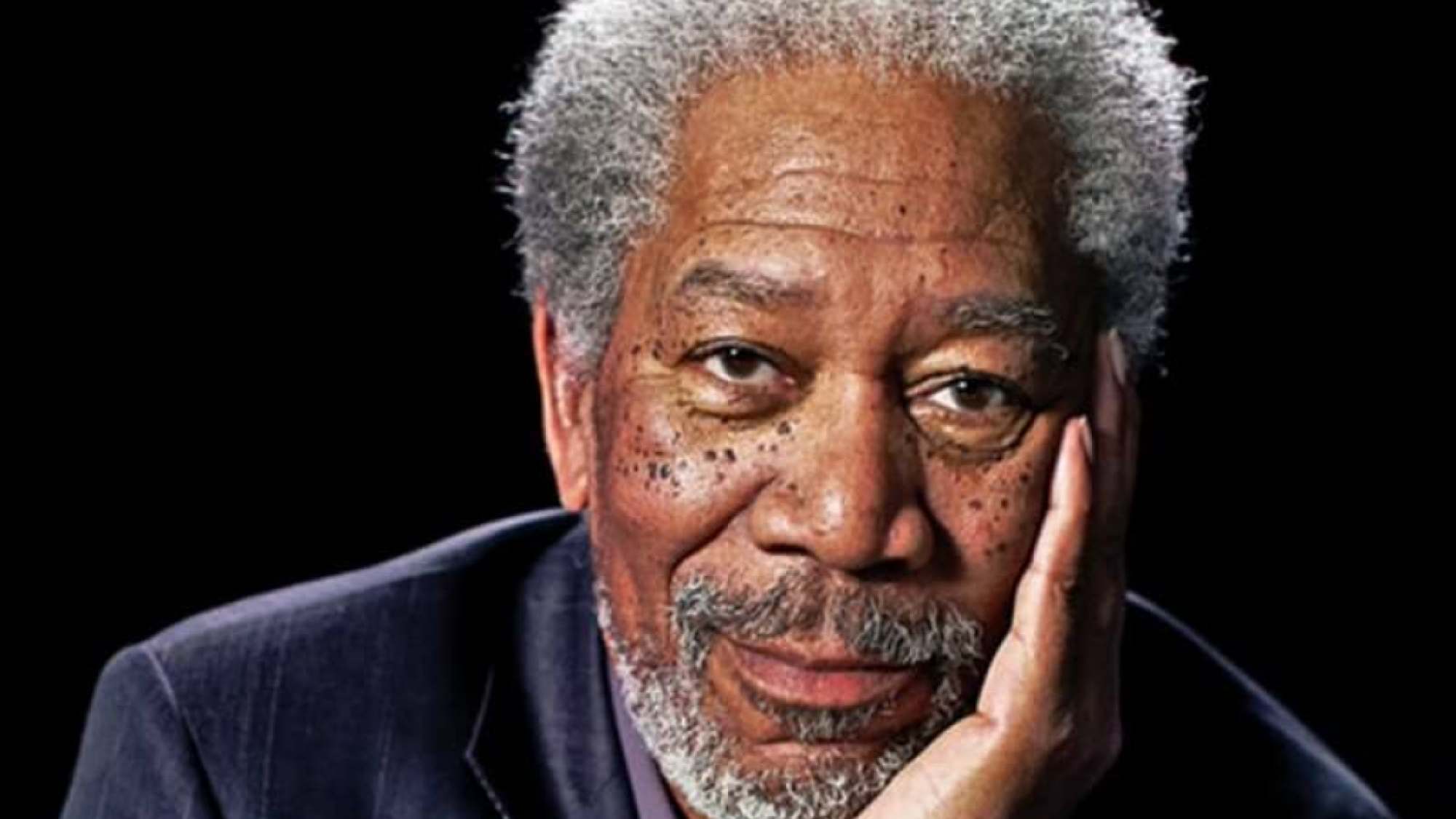 Morgan Freeman Caminando Sobre El Agua Video Of Morgan Freeman Walking